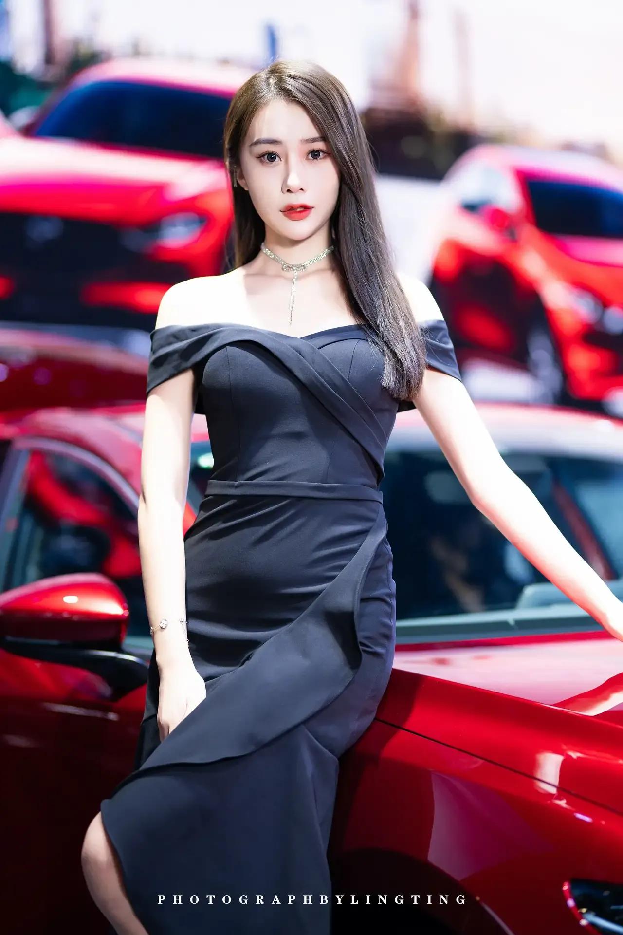 2021 Guangzhou Auto Show Series Season 21 Car Model Girl - iMedia