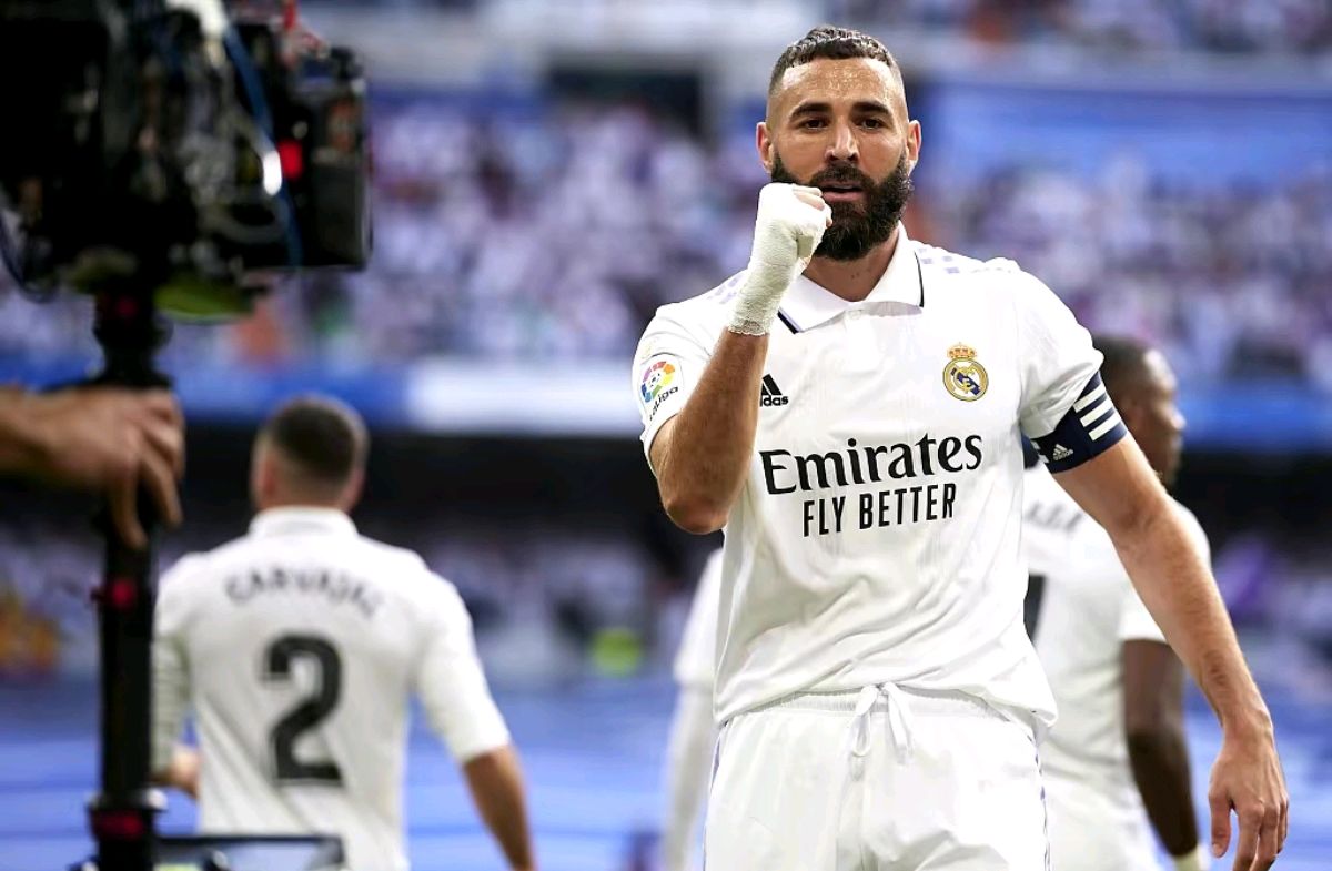 Benzema is about to take the golden ball in a happy mood!Is Laporta's ...