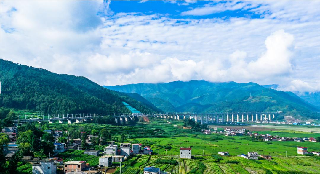 Yuexi, a city with "degree" - iNEWS