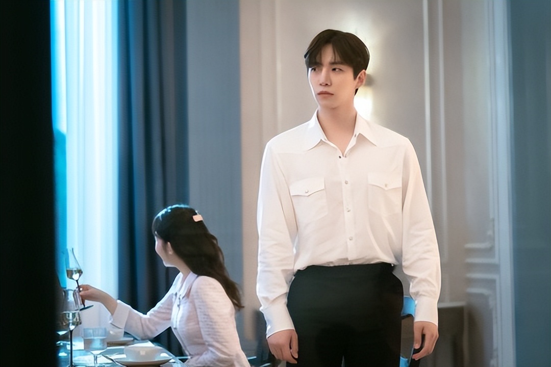 Li Junhao and Lin Yuner love red light? The lightning-like marriage ...