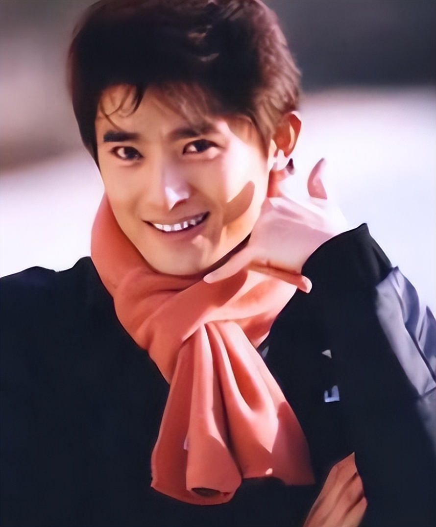 Ren Quan, the former "white moonlight male god", who is to blame today ...
