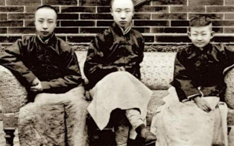 Puyi's younger brother and Empress Dowager Cixi's grandson Pu Ren's ...