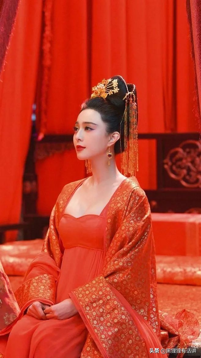 At the age of 26, she married her father-in-law and became a concubine ...