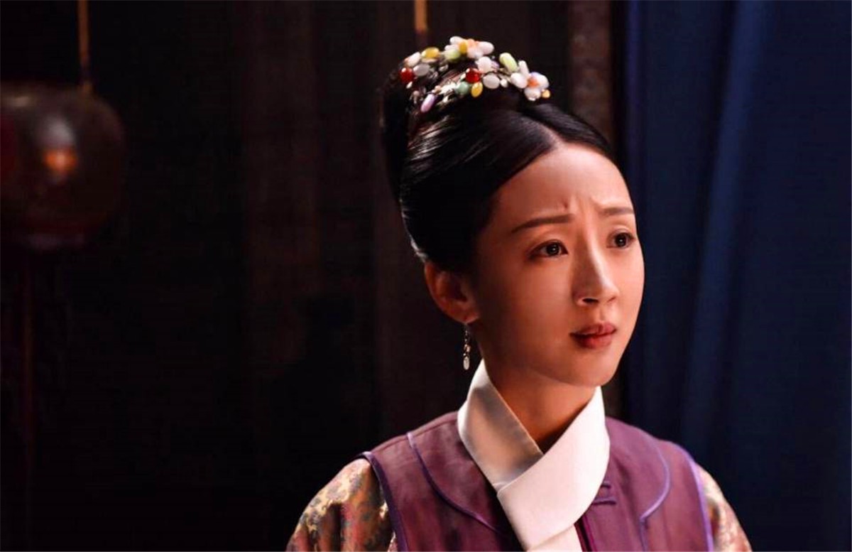 There are only three concubines who have dowry maids in the whole drama ...