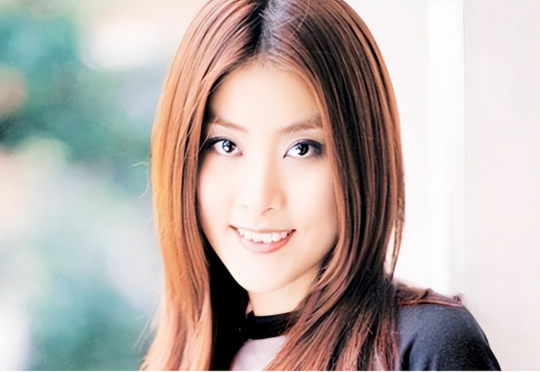 Singer Kelly Chen: The most correct decision in my life is to give ...