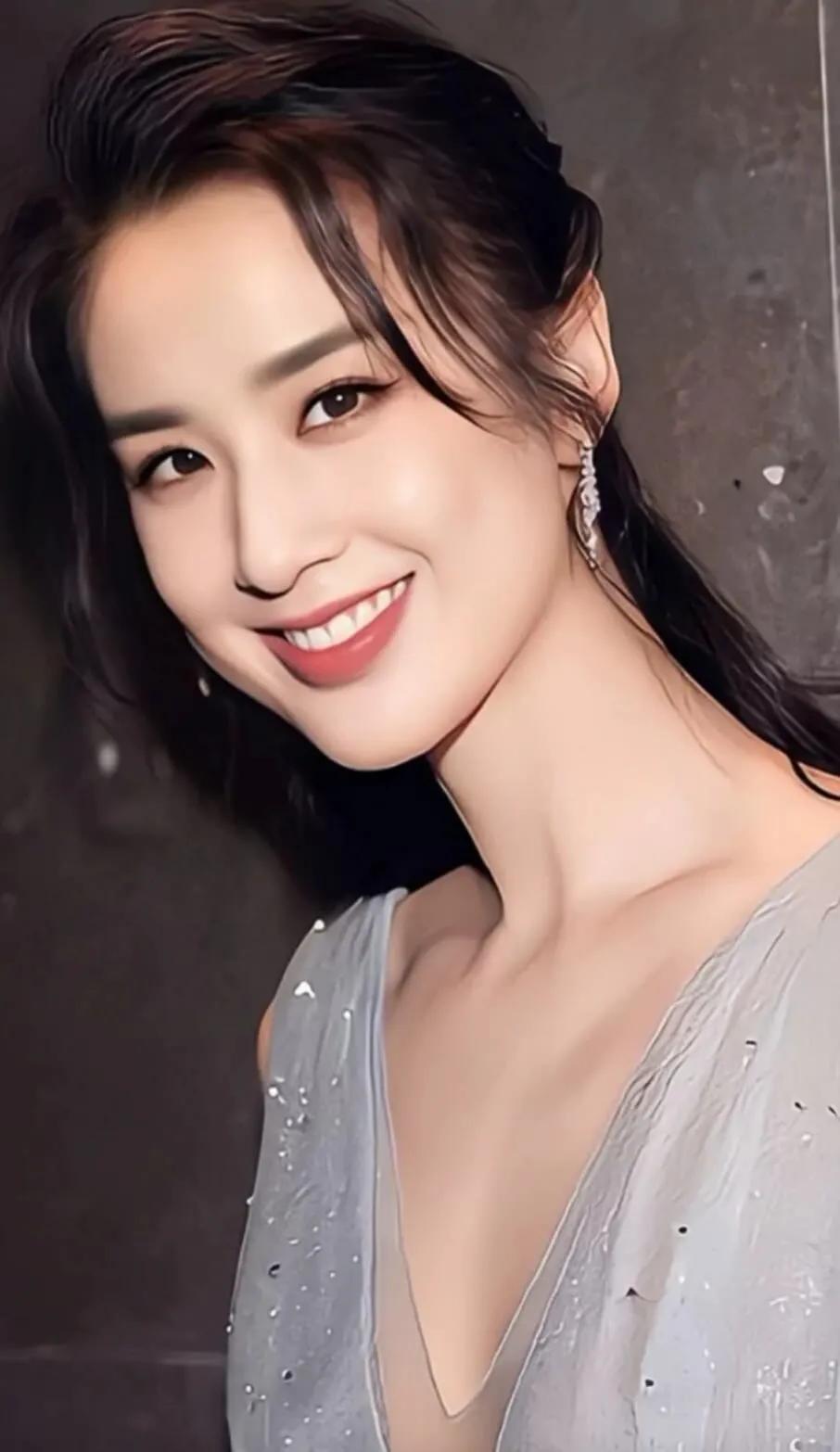 Huang Shengyi - iNEWS