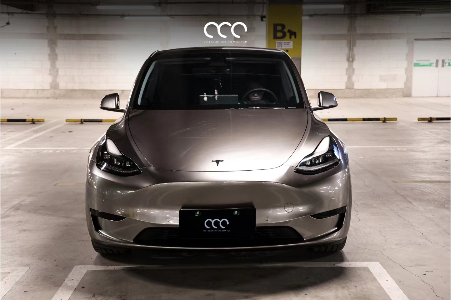 Tesla MODEL Y diffuse color change film liquid metal silver, full of ...