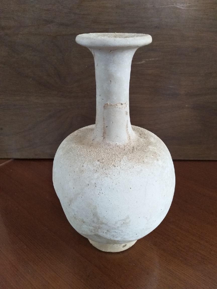 Xingzhou official kiln "official" type secret color porcelain, etc ...