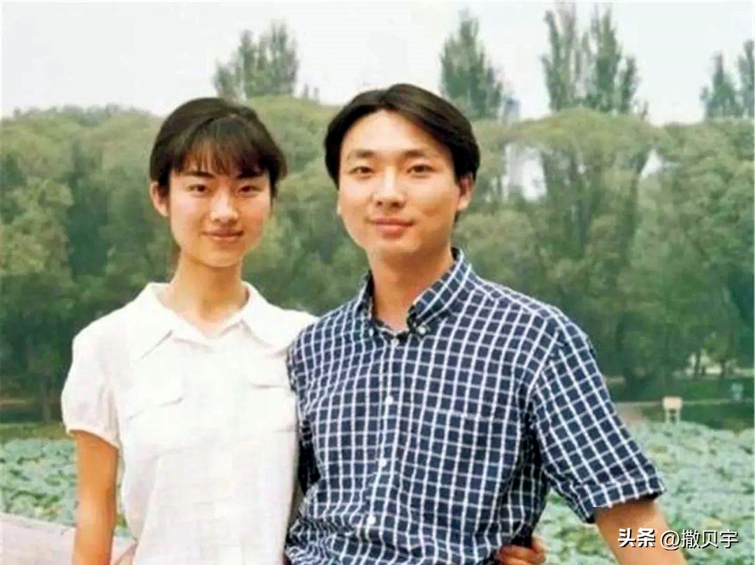 Kang Hui, a well-known host of CCTV: marrying a beautiful wife who is 3 ...