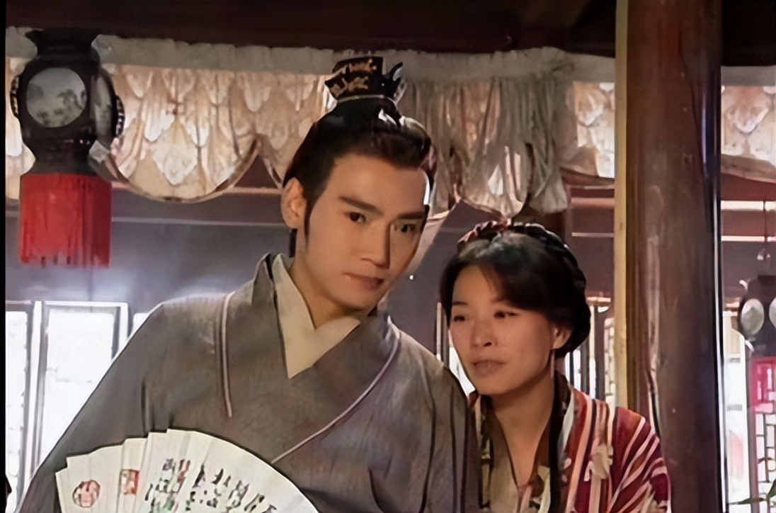 53-year-old Zhang Ting's figure management is too good - iNEWS