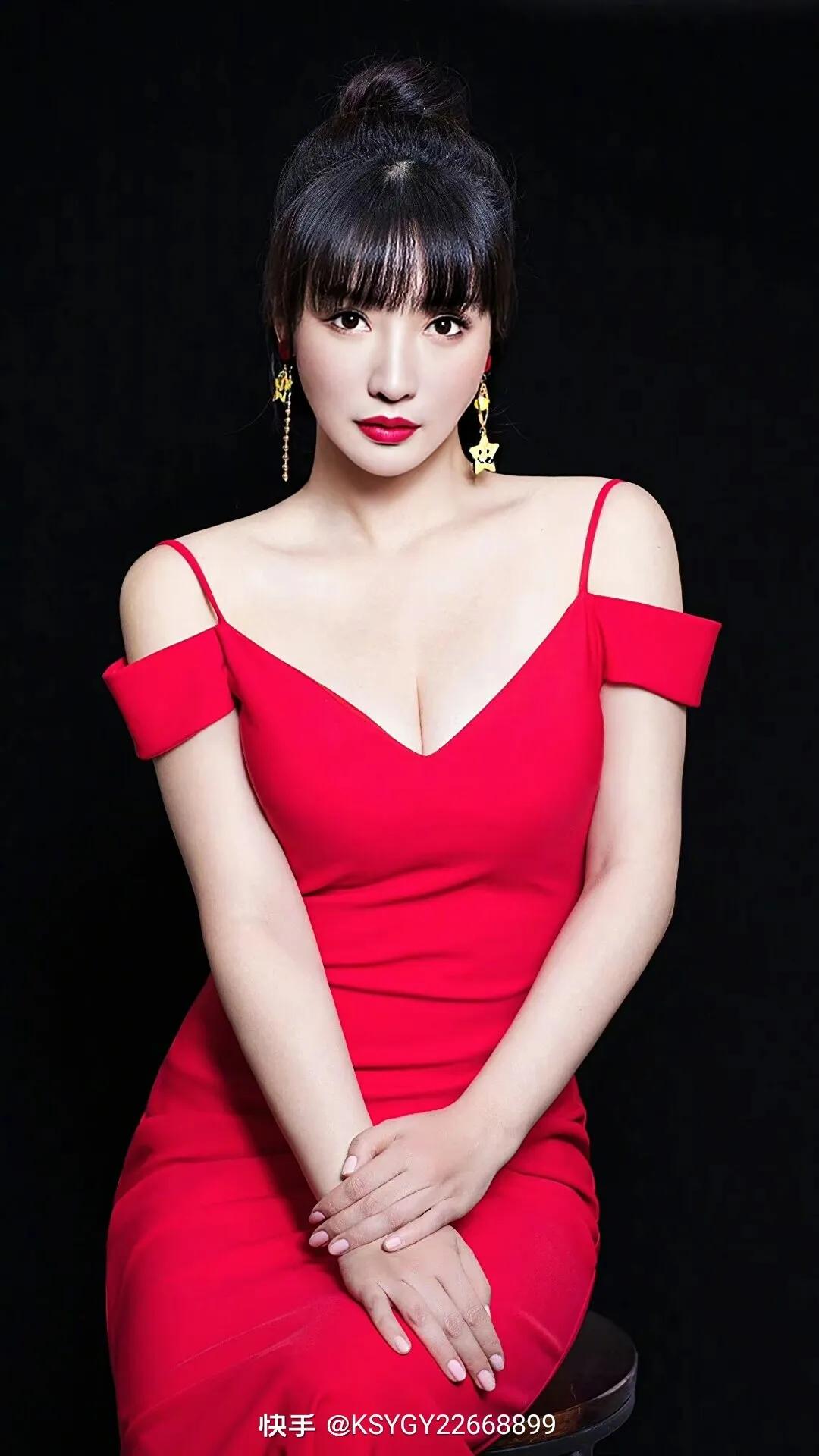 Liu Yan big beauty - iNEWS