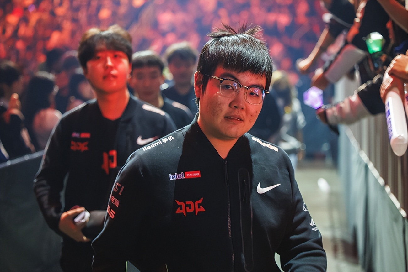 LOL: The historical solo kill list of the S game is updated, the top eight only LPL active ...