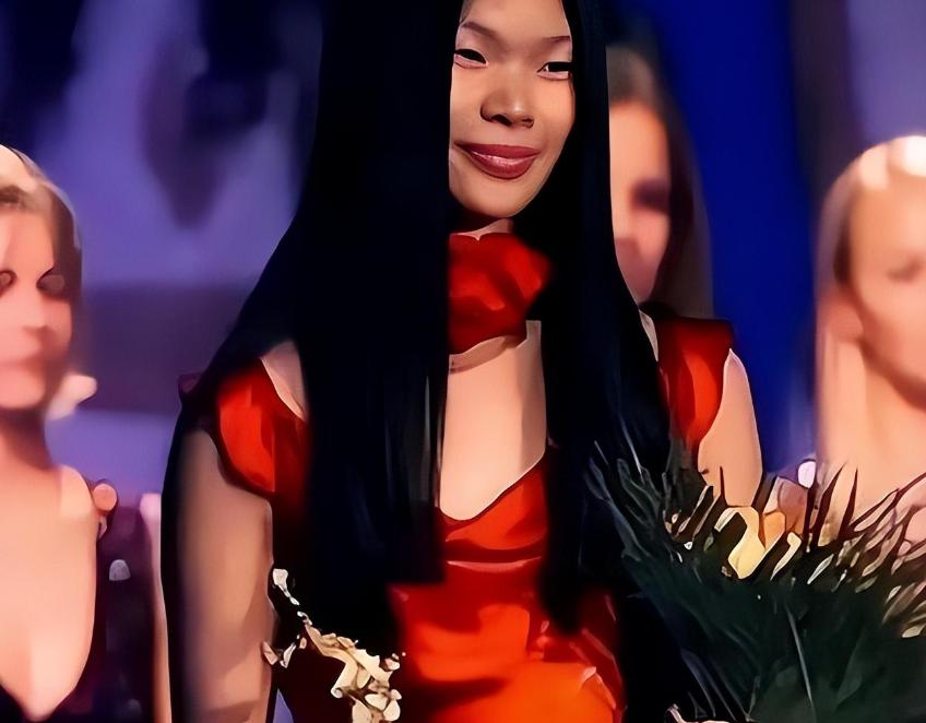 International supermodel Lu Yan: With a shocking "ugly face" married to ...