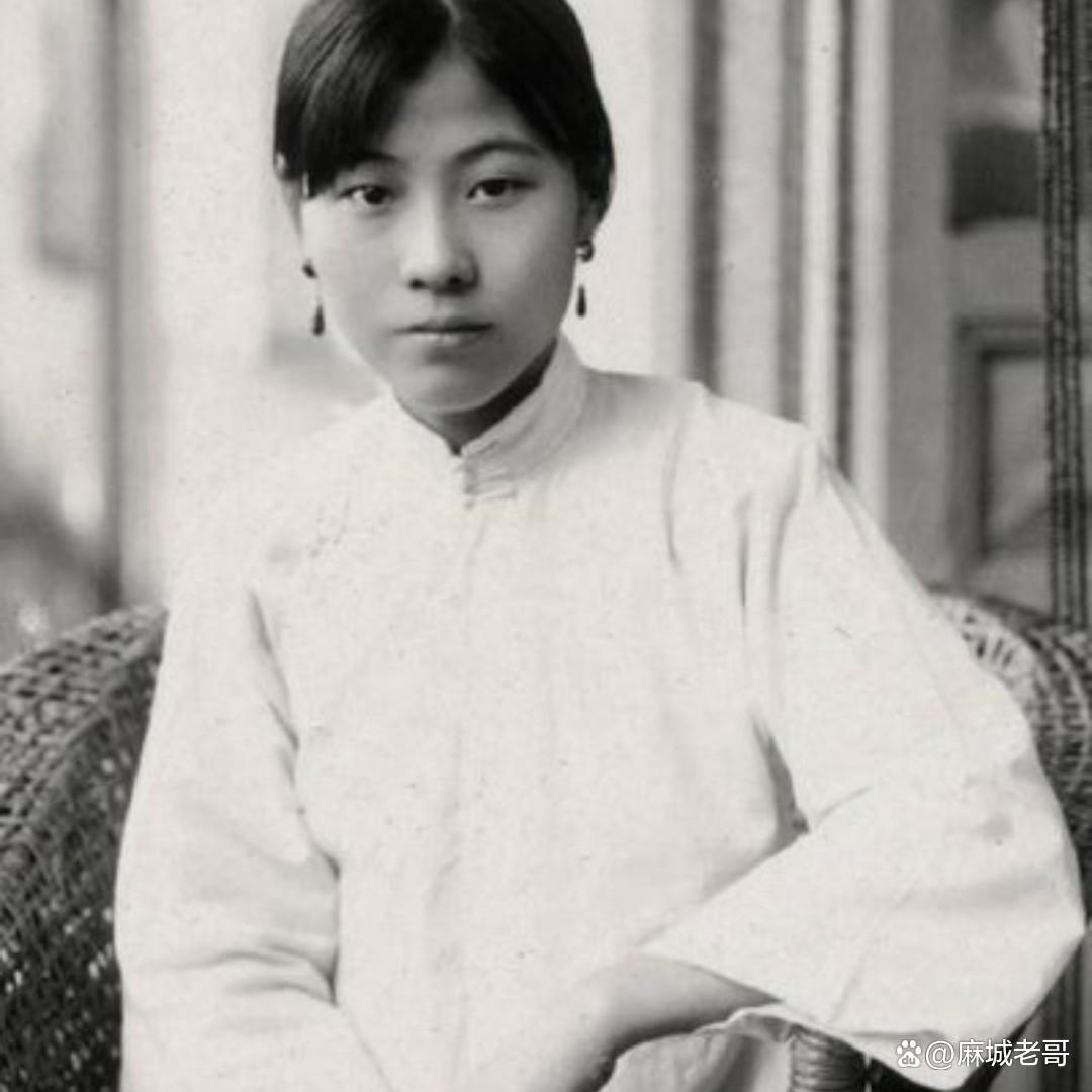 Yang Sen, a senior general of the Kuomintang, married 12 wives in his ...