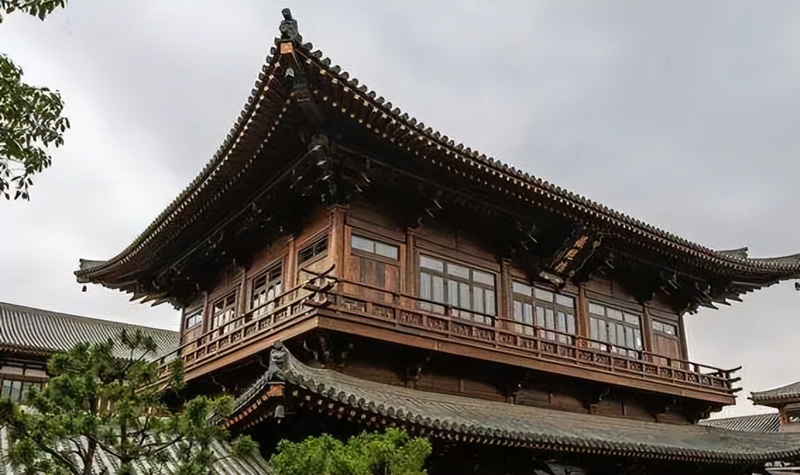 What influence did the characteristics of Tang Dynasty architecture ...