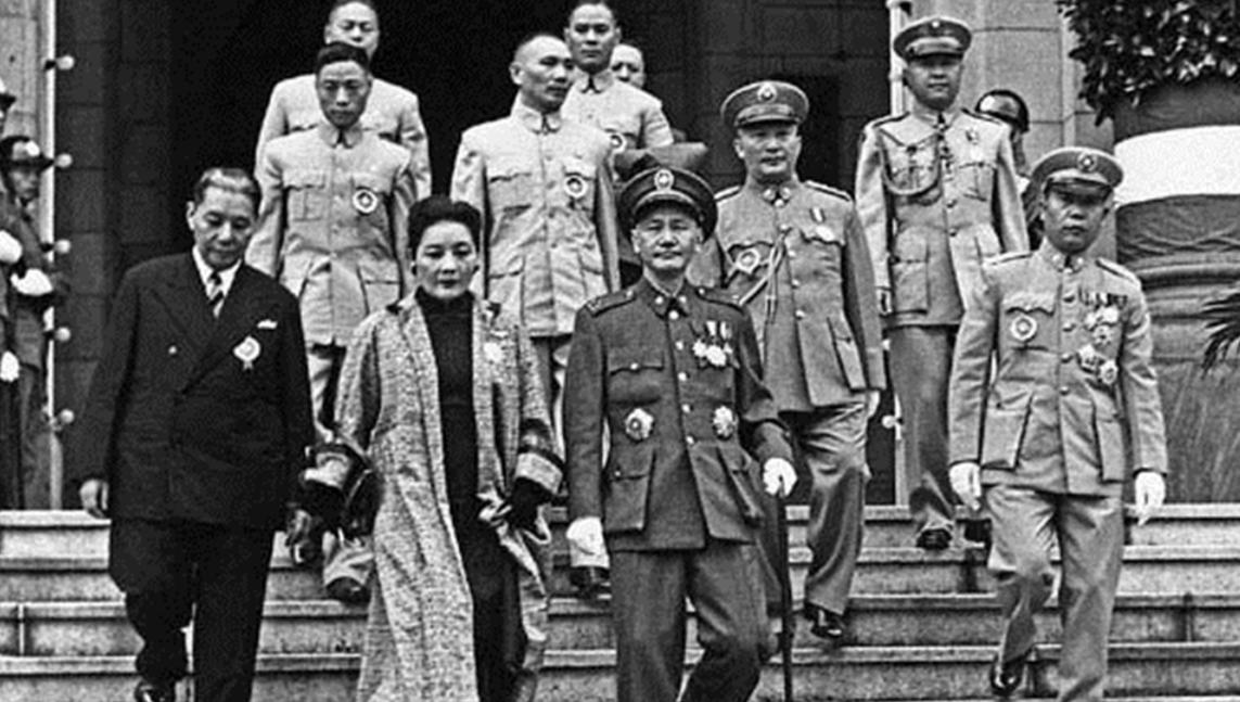 Chiang Kai-shek fled to Taiwan and took away a group of "masters" from ...