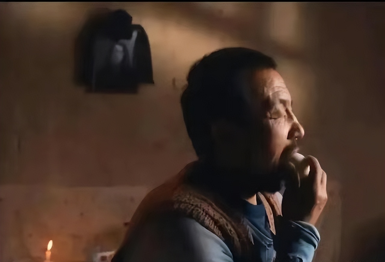 The story of hope, the truth of suffocation, the moment of swallowing ...