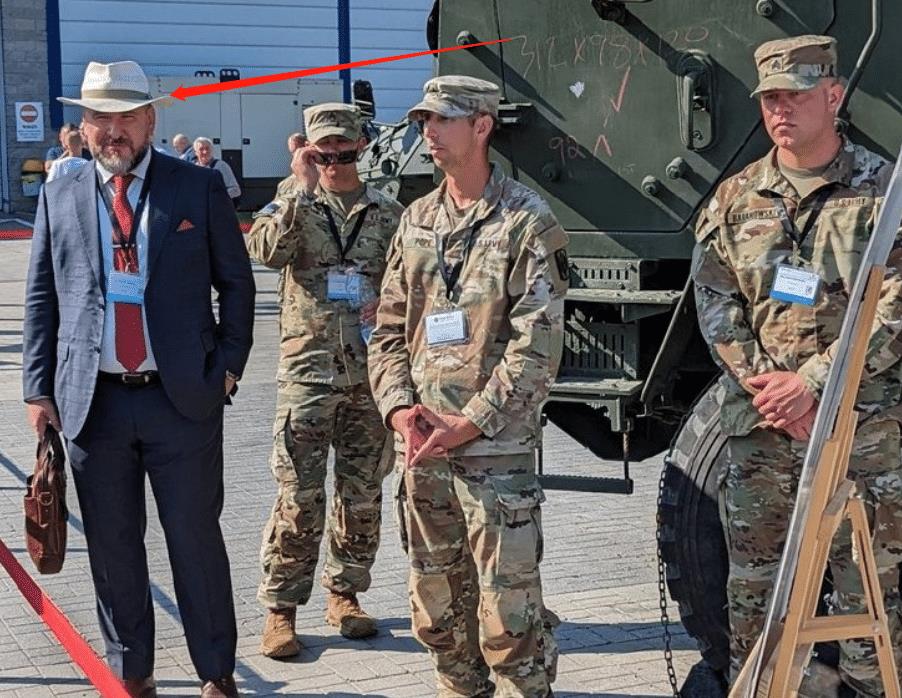 The People's Liberation Army shows disdain! Chinese and American ...