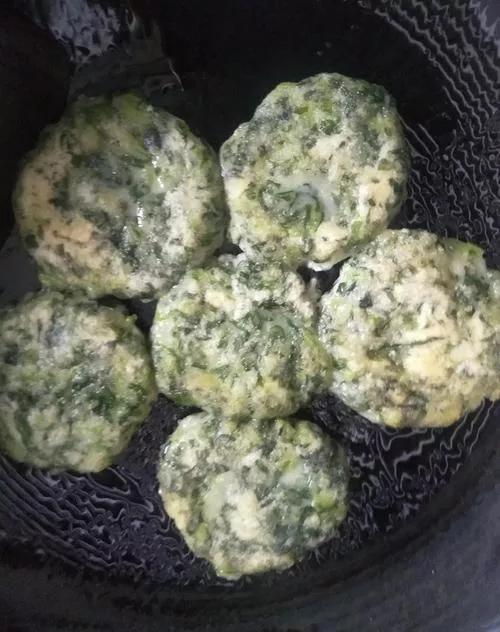 Composition and Uses of Sage Grass (Qing Ming Vegetable) - iNEWS