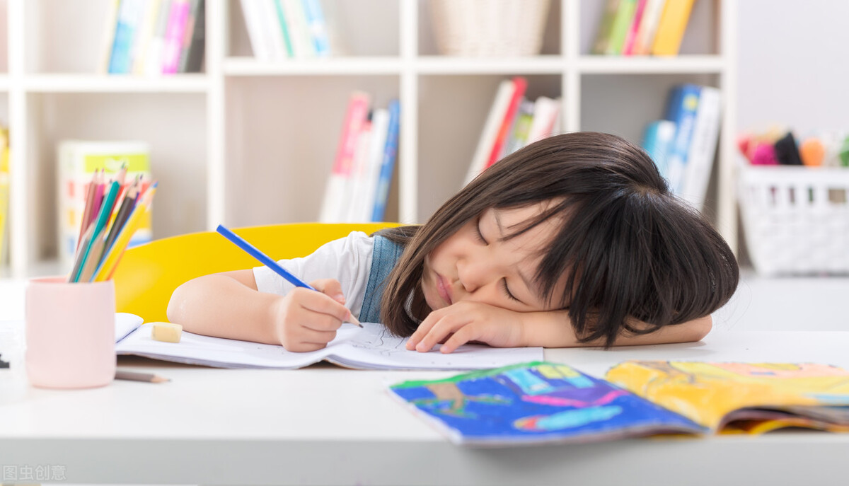 Children always procrastinate in homework, how to build good habits - iNEWS