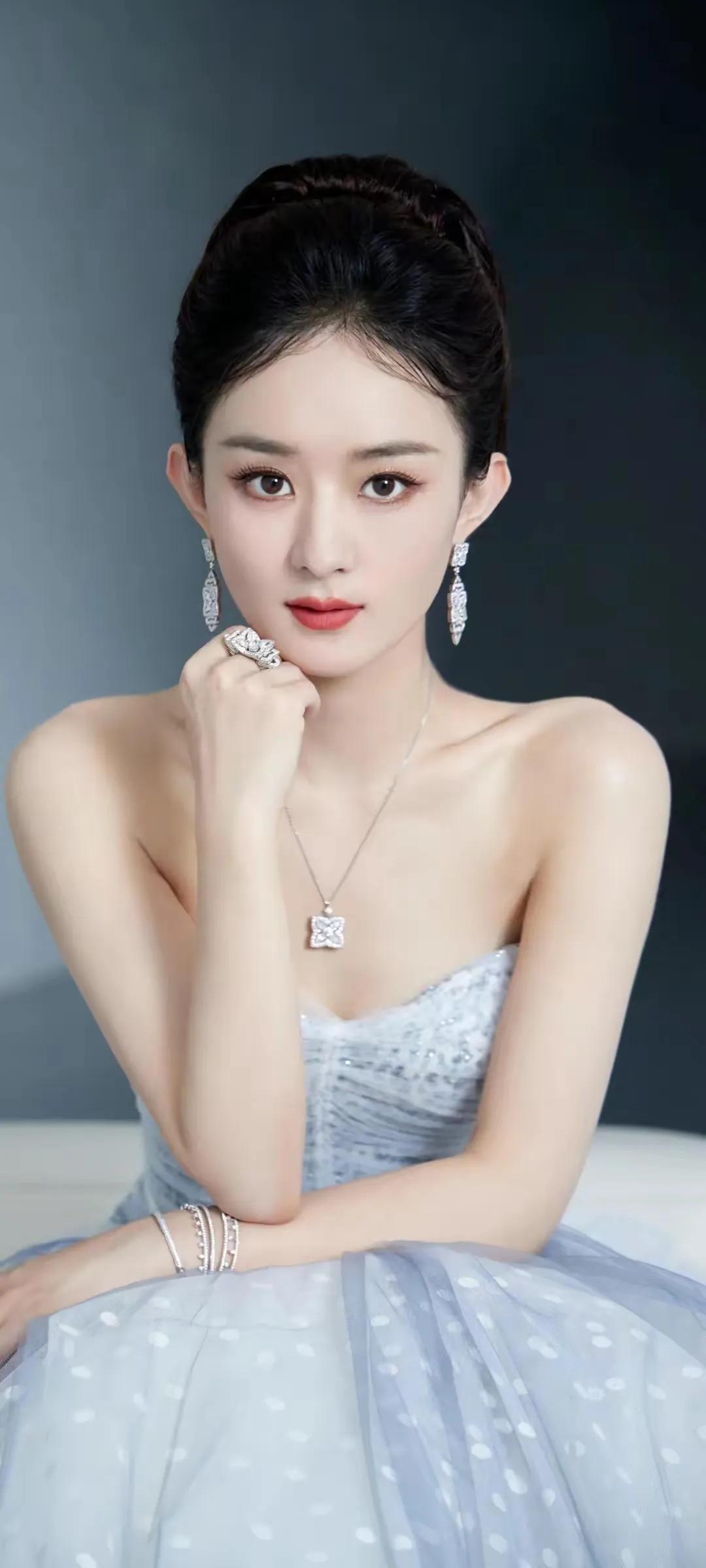 [Zhao Liying wallpaper] Wait for time to praise, wait for the spring breeze to be proud - iMedia