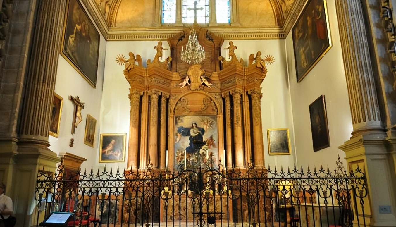 What historically important events has St. Victor's Church witnessed ...