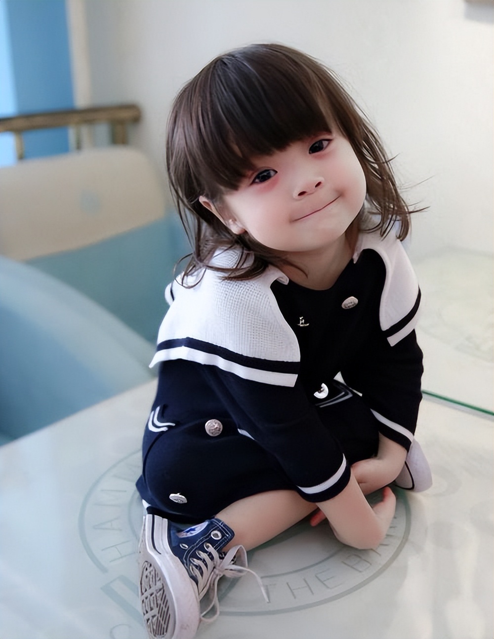 Just won the Hundred Flowers Award and became the protagonist of the ...