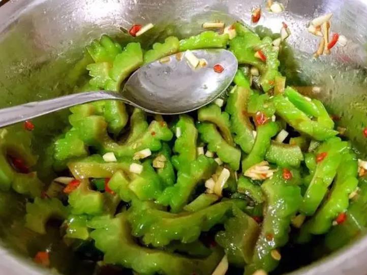 Spicy Bitter Gourd: The Unique Cooking Technique Behind the Crisp and ...