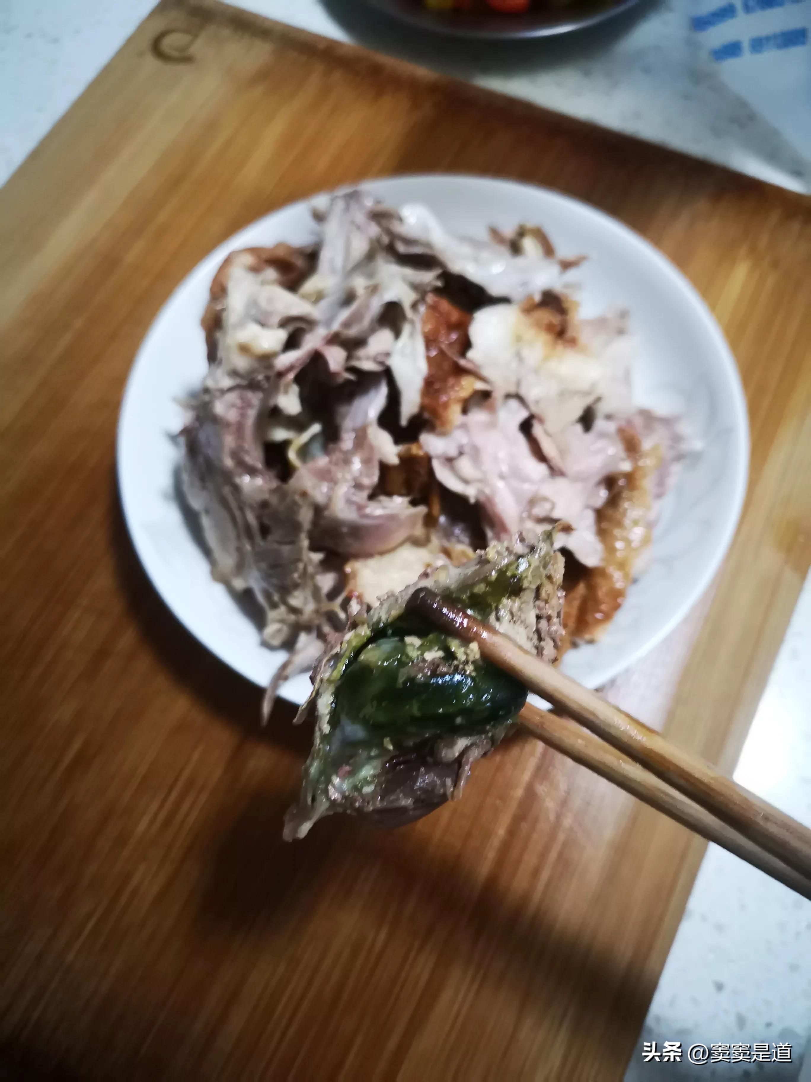 Going to a restaurant to eat roast duck, what should I do with the duck ...