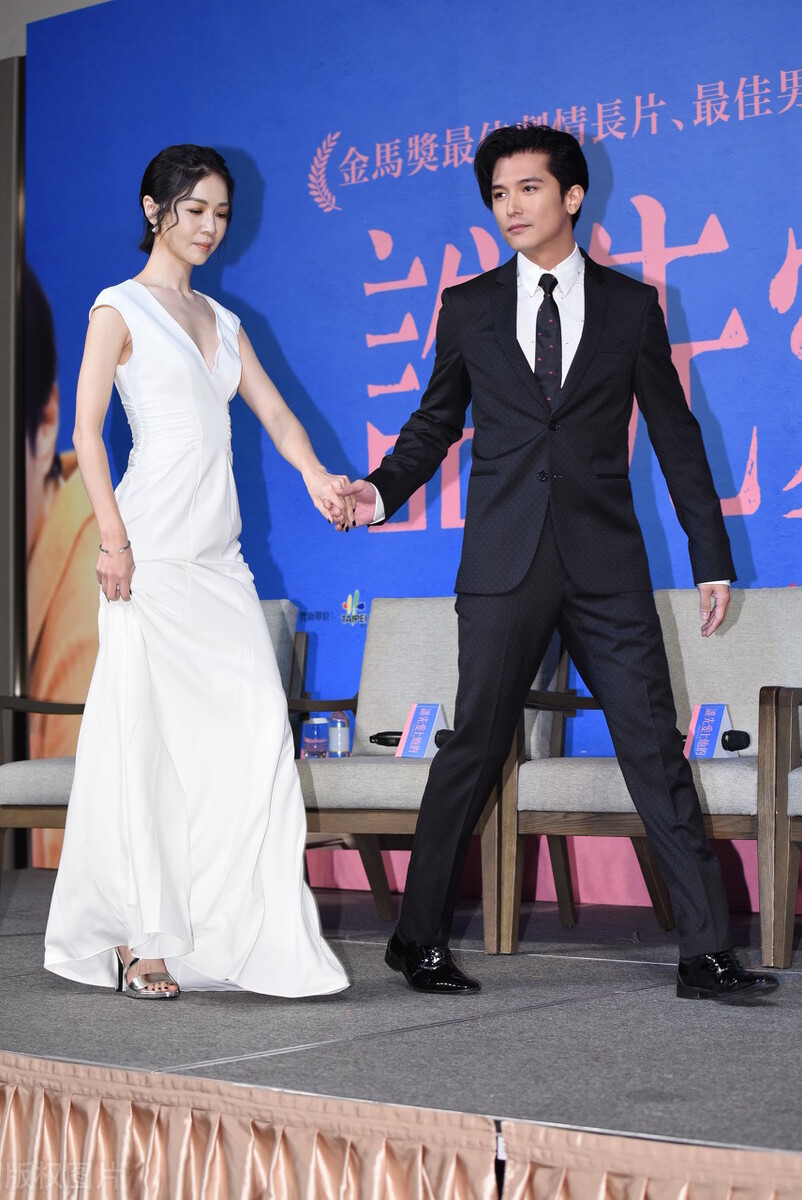 How wonderful is Qiu Ze?He has been touched by the female stars he has ...