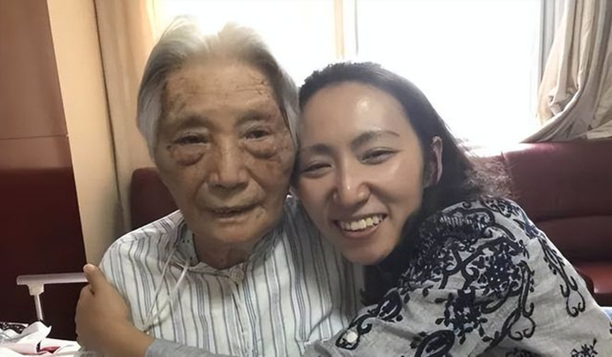 "Tsinghua Talented Girl" Li Yinuo: Graduated with a Ph.D. at the age of ...