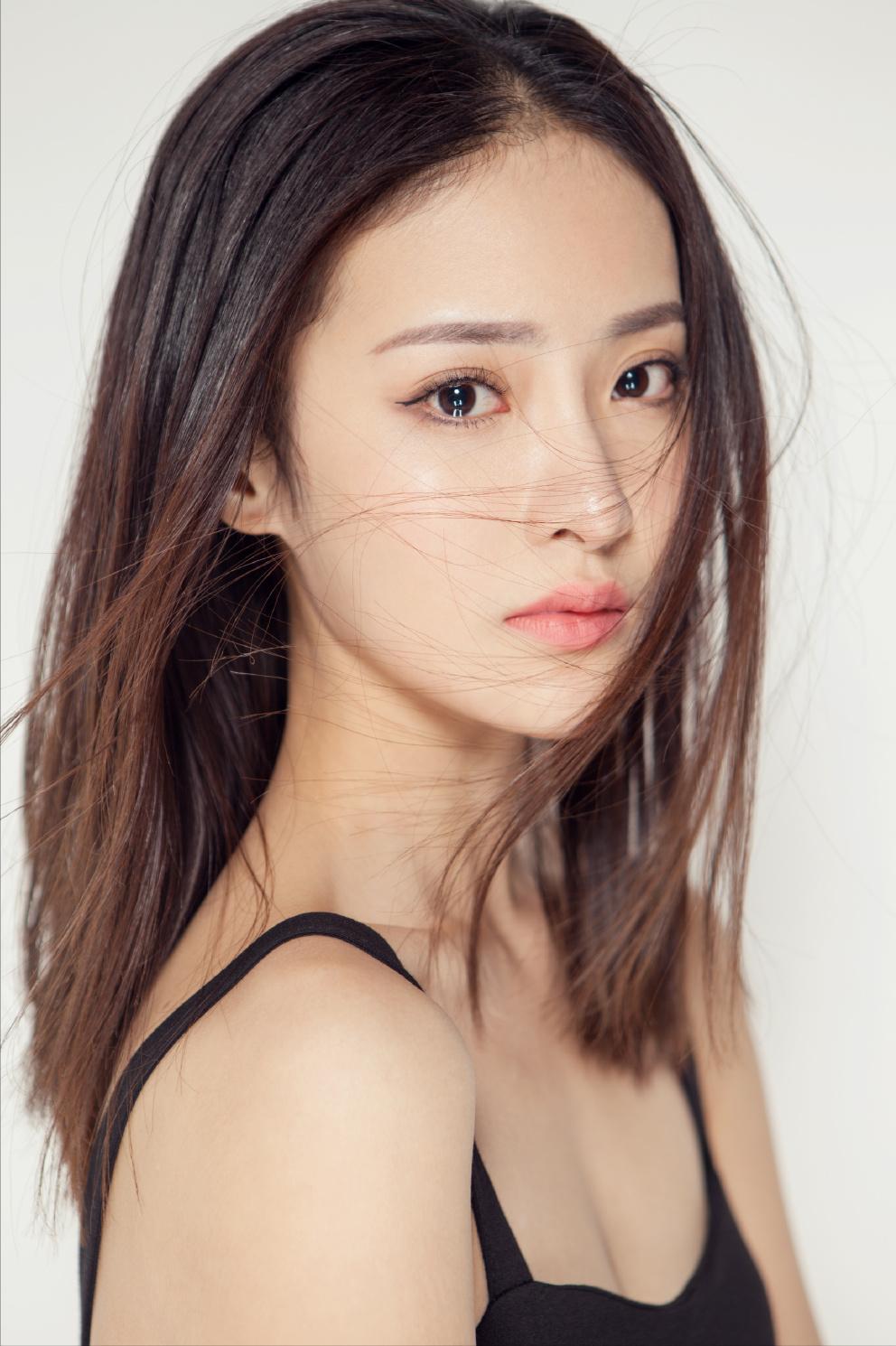 Lai Yumeng, a female star born in 1995 - iNEWS