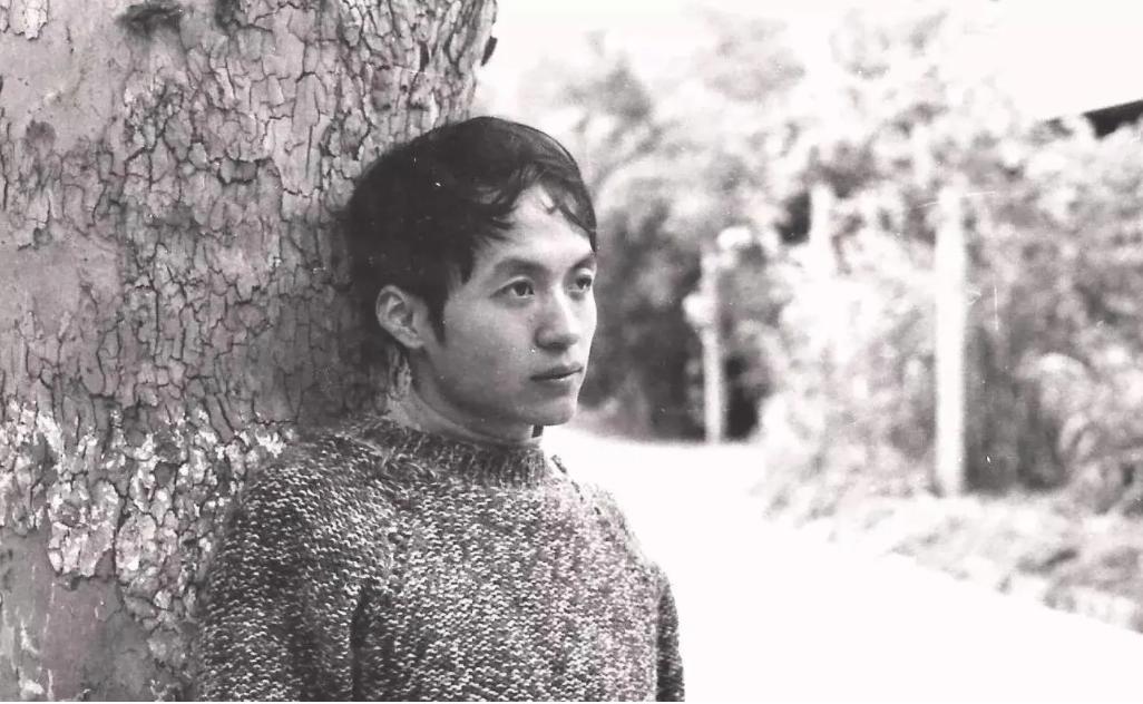 Gu Cheng hanged himself after killing his wife, his only child was ...