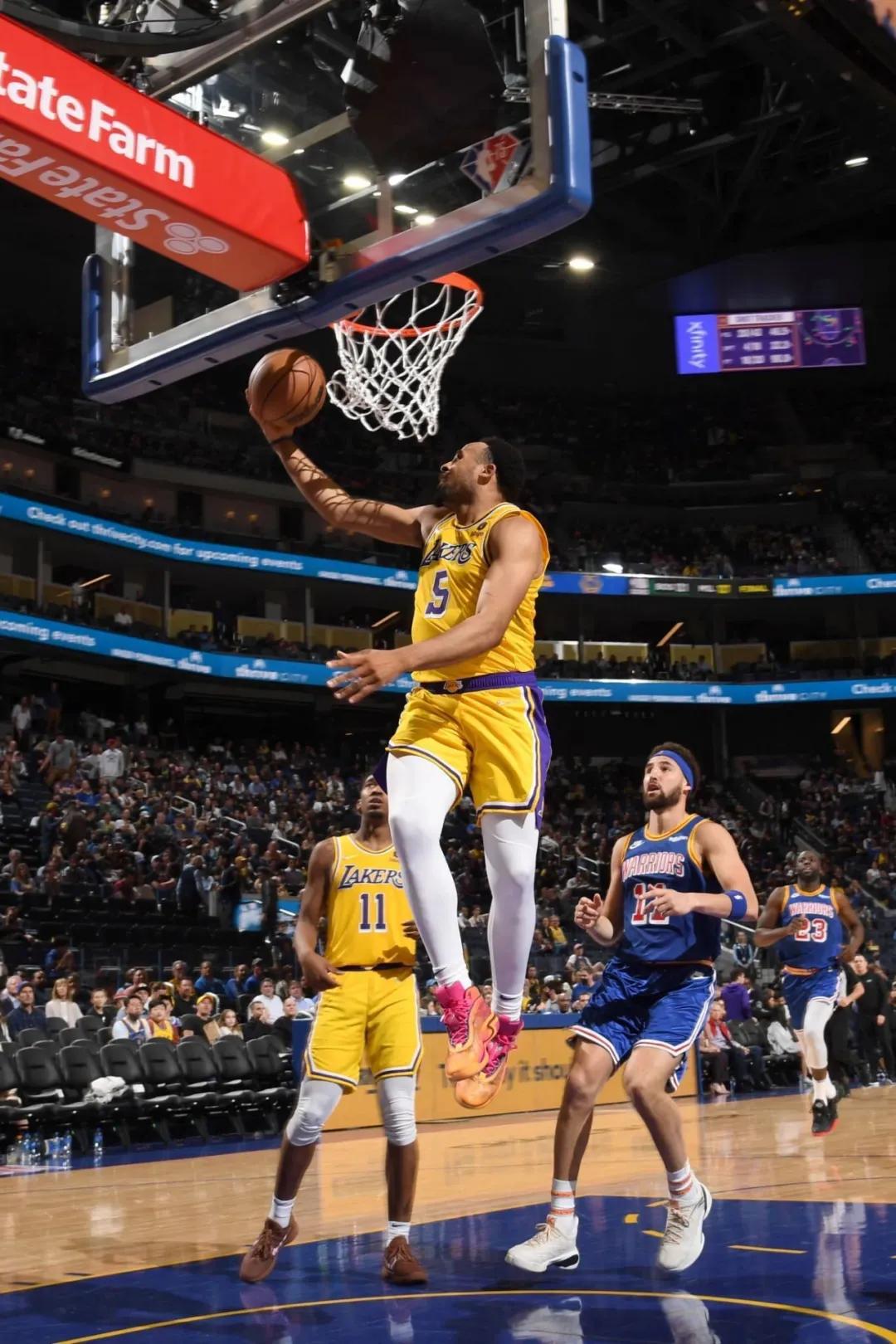 Lakers 8-game losing streak - iNEWS