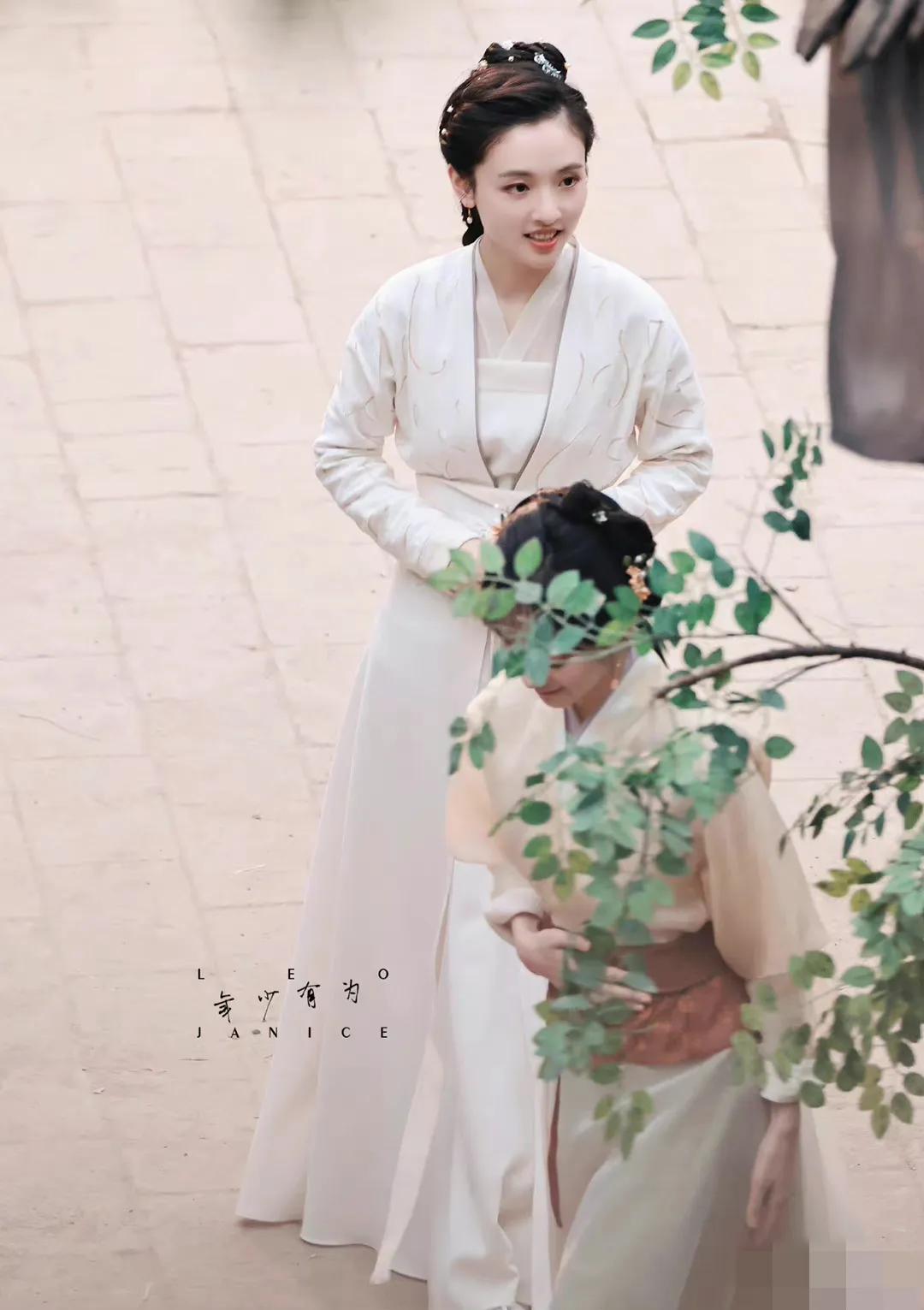 Wu Qian's "Nine Righteous People" Reuters Fan Filming, I saw Wu Qian in ...