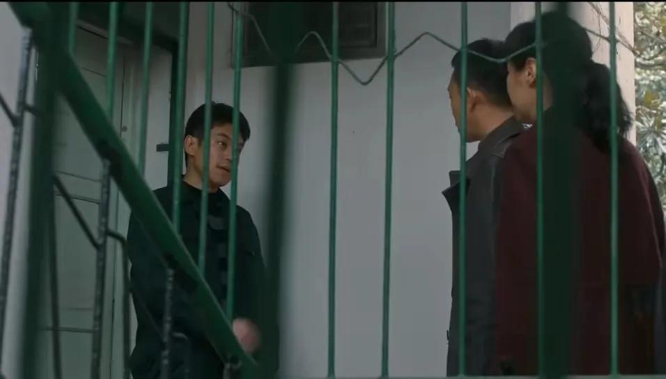 In the hit drama "Who is He", perhaps Zhang Yi misunderstood Wang Defa, he is a good man and a ...