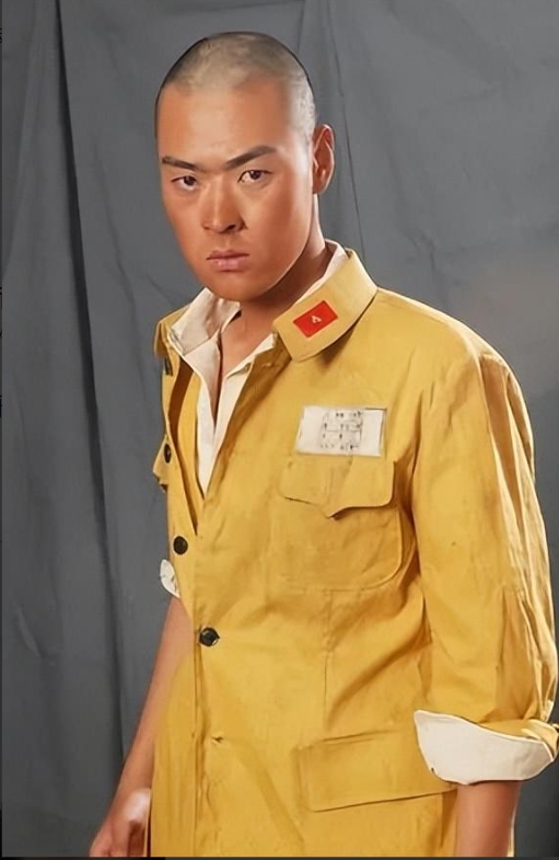 Zhang Tong: Because of depression during the filming of "Bright Sword ...