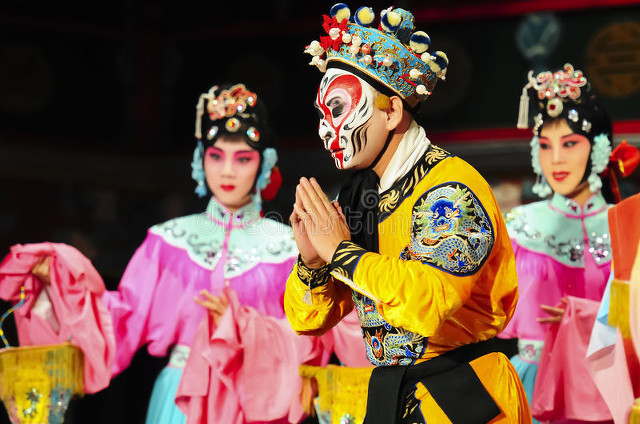 The operas in the intangible cultural heritage urgently need our ...