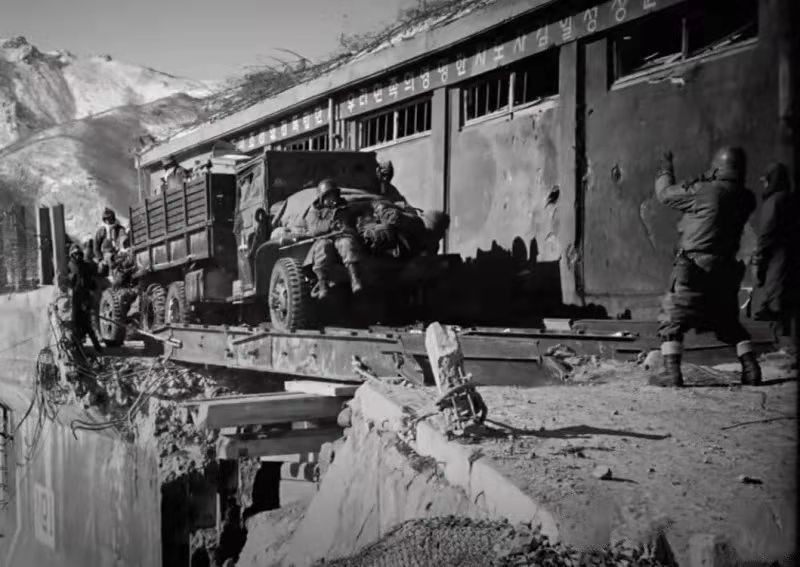 "Shuimen Bridge of Changjin Lake", the 3 U.S. troops never dreamed of ...