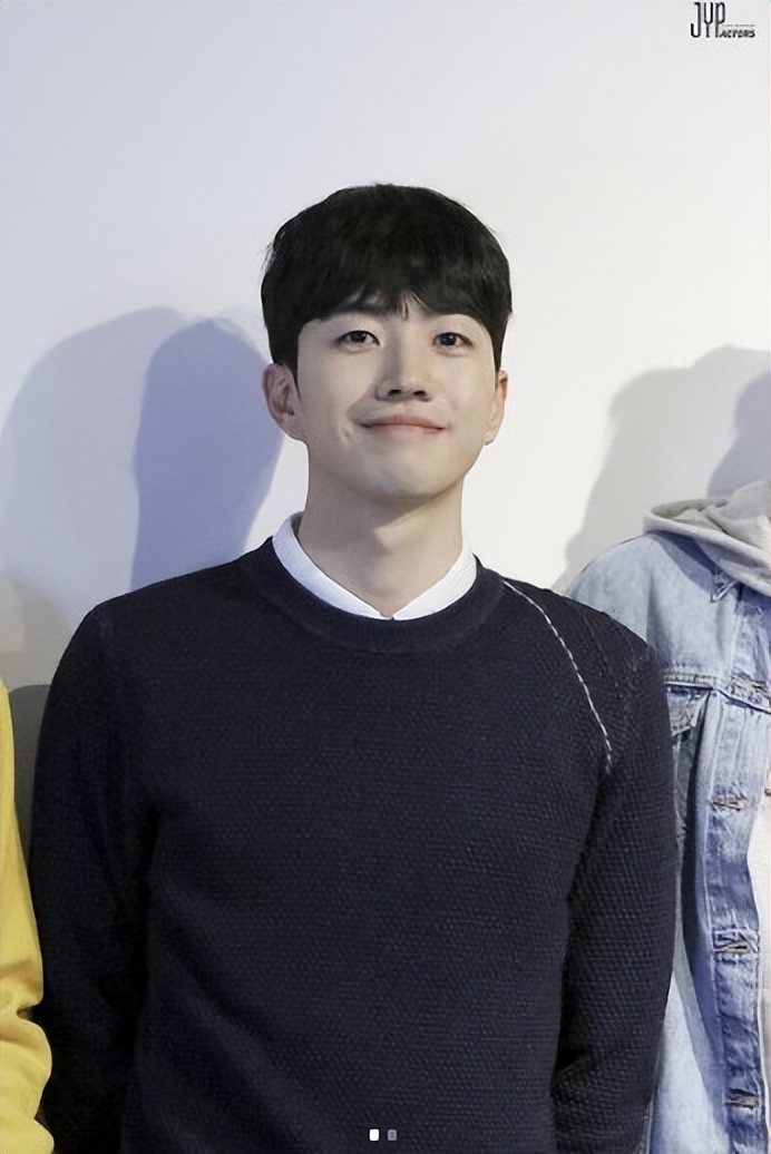 10 things to know about "Little Girl" Jiang Xun, who participated in ...