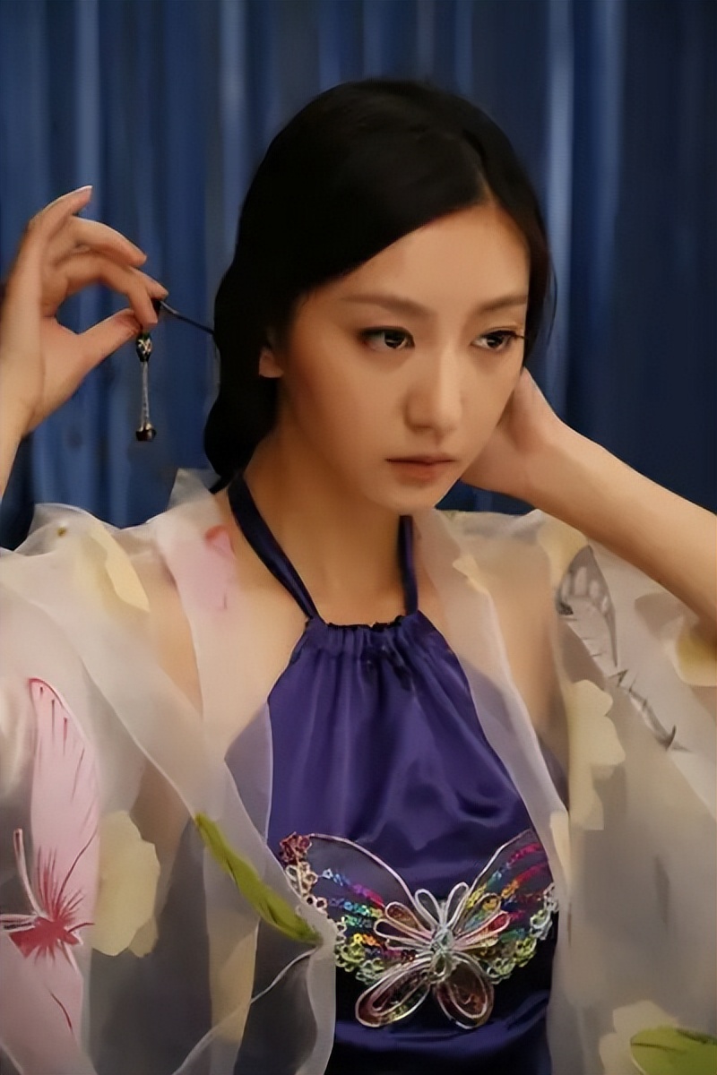 Mingyang Entertainment—Beauty Star—Tang Yifei - iNEWS