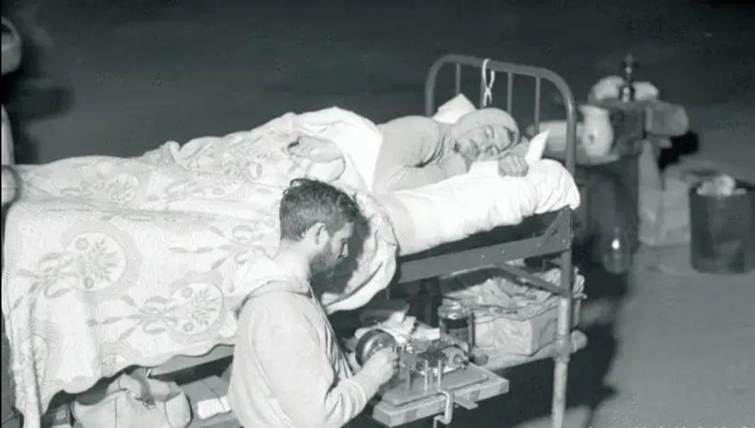 What would happen if humans didn't sleep for 15 days? He will turn into ...