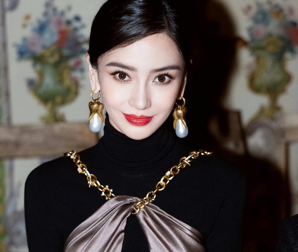 Yang Ying is facing severe challenges. Her variety show has been lost ...