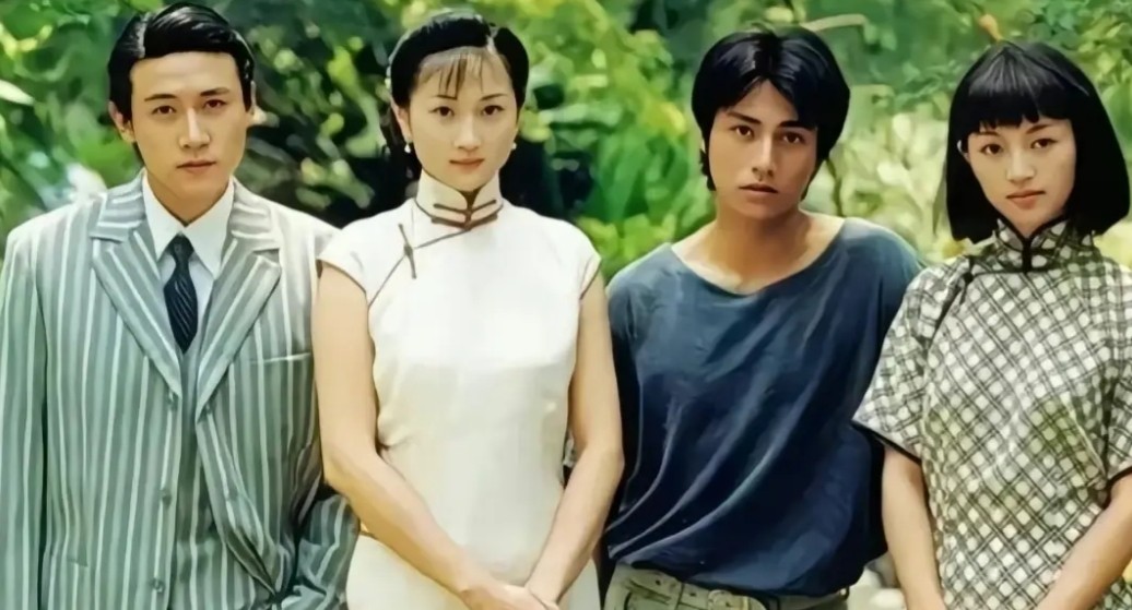 Chen Kun's face changed into Lu Yi's, looking younger than when he was ...