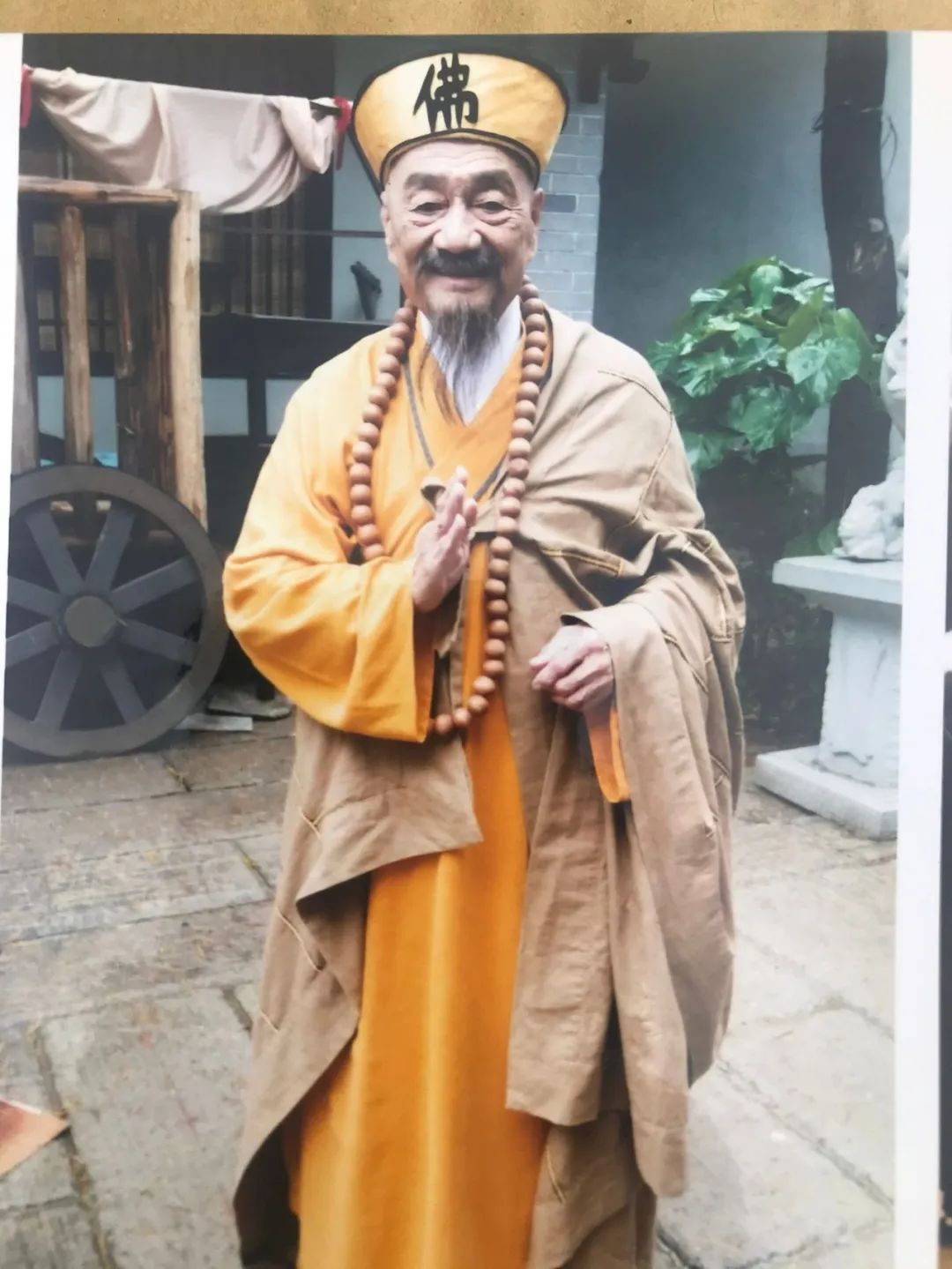 Another Hong Kong veteran actor dies!Nearly 90 years old, still filming ...