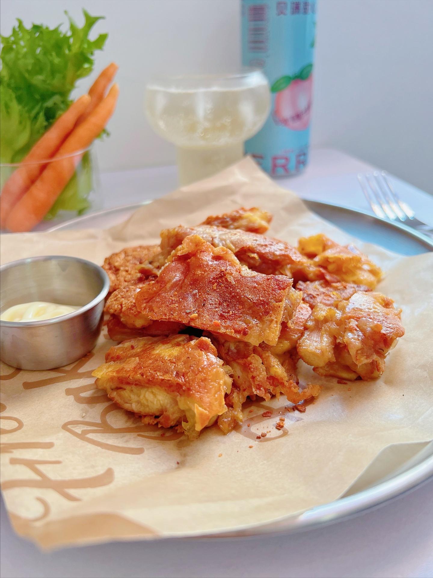 I'll have this for breakfast tomorrow: Spicy Cheese Crispy Chicken! - iNEWS