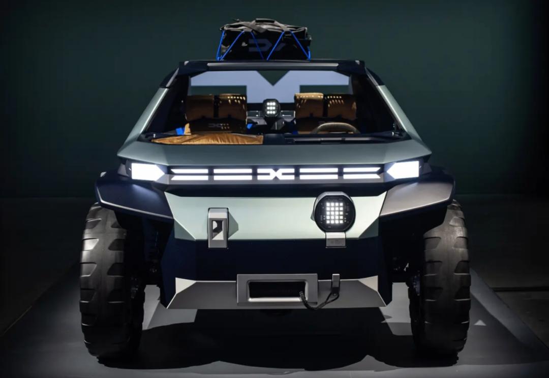 This is an off-road vehicle!Renault hits new heights - iNEWS