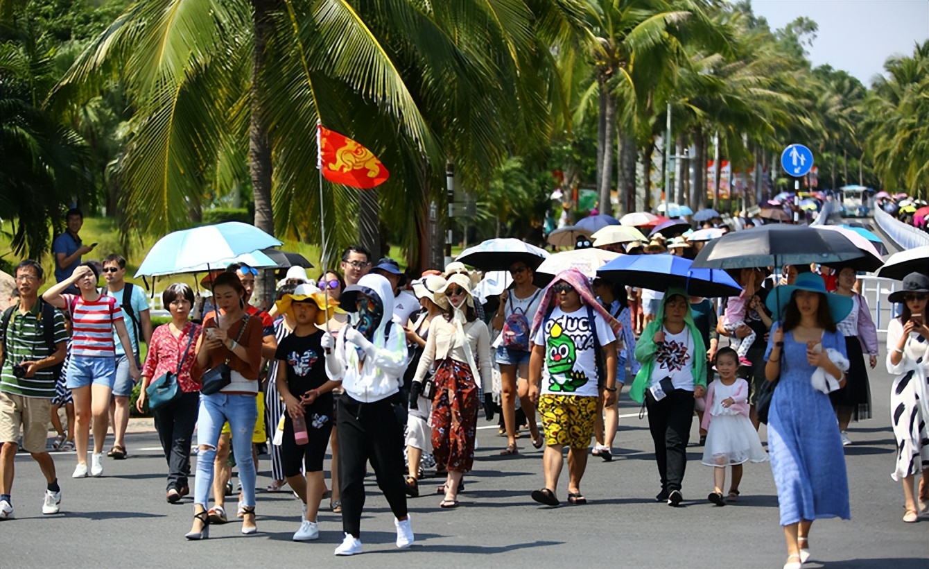 Earned 37 billion in 3 days! How many tour guides have been saved from ...