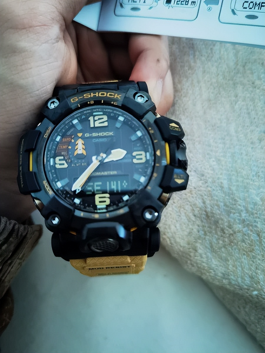 Casio Big Mud King, buy the first generation or the second generation ...