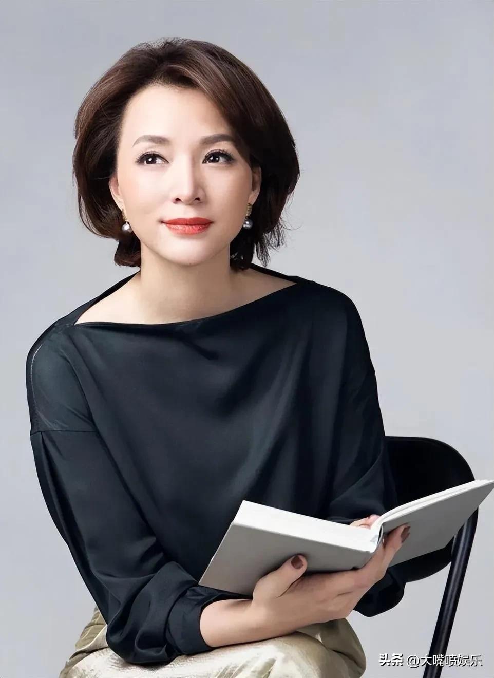 Married into a wealthy family and became a stepmother, Dong Qing, known as the first sister of ...